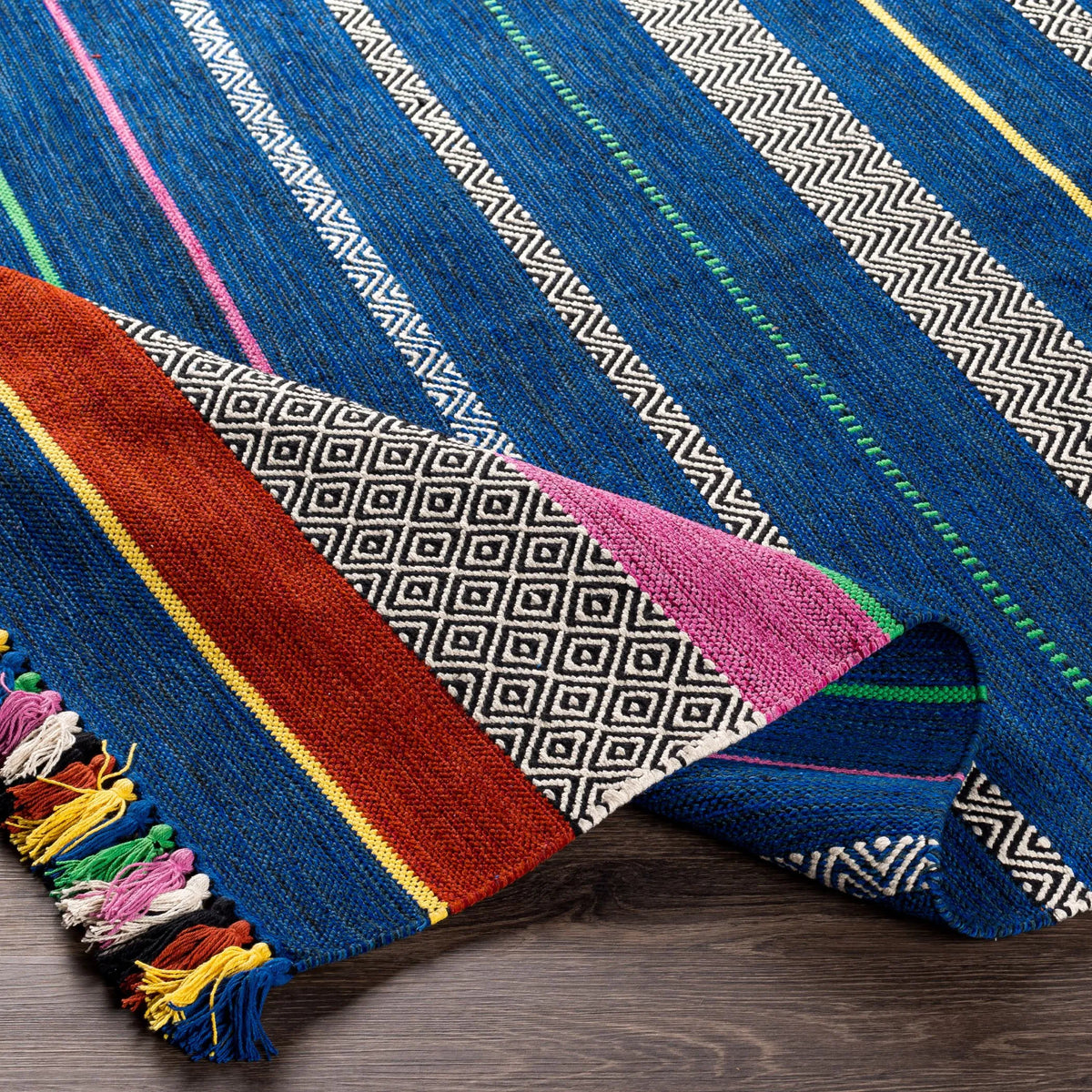 Handwoven Trenza Blue Cotton Rug - Stylish and durable